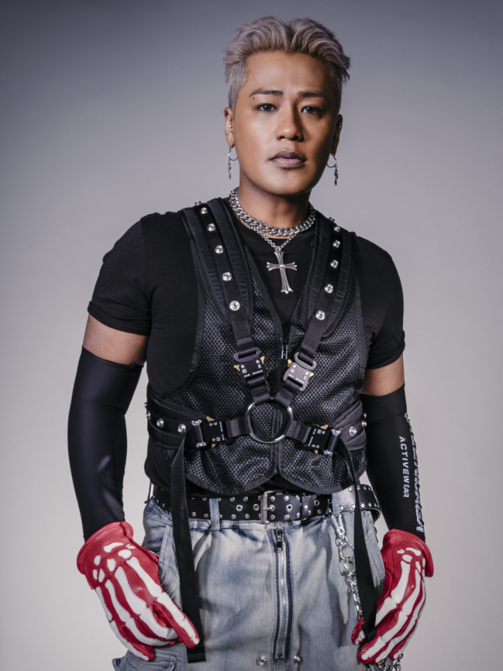 ELLY/CBの動画・MV | CL - LDH所属アーティストの動画・MV視聴サービス