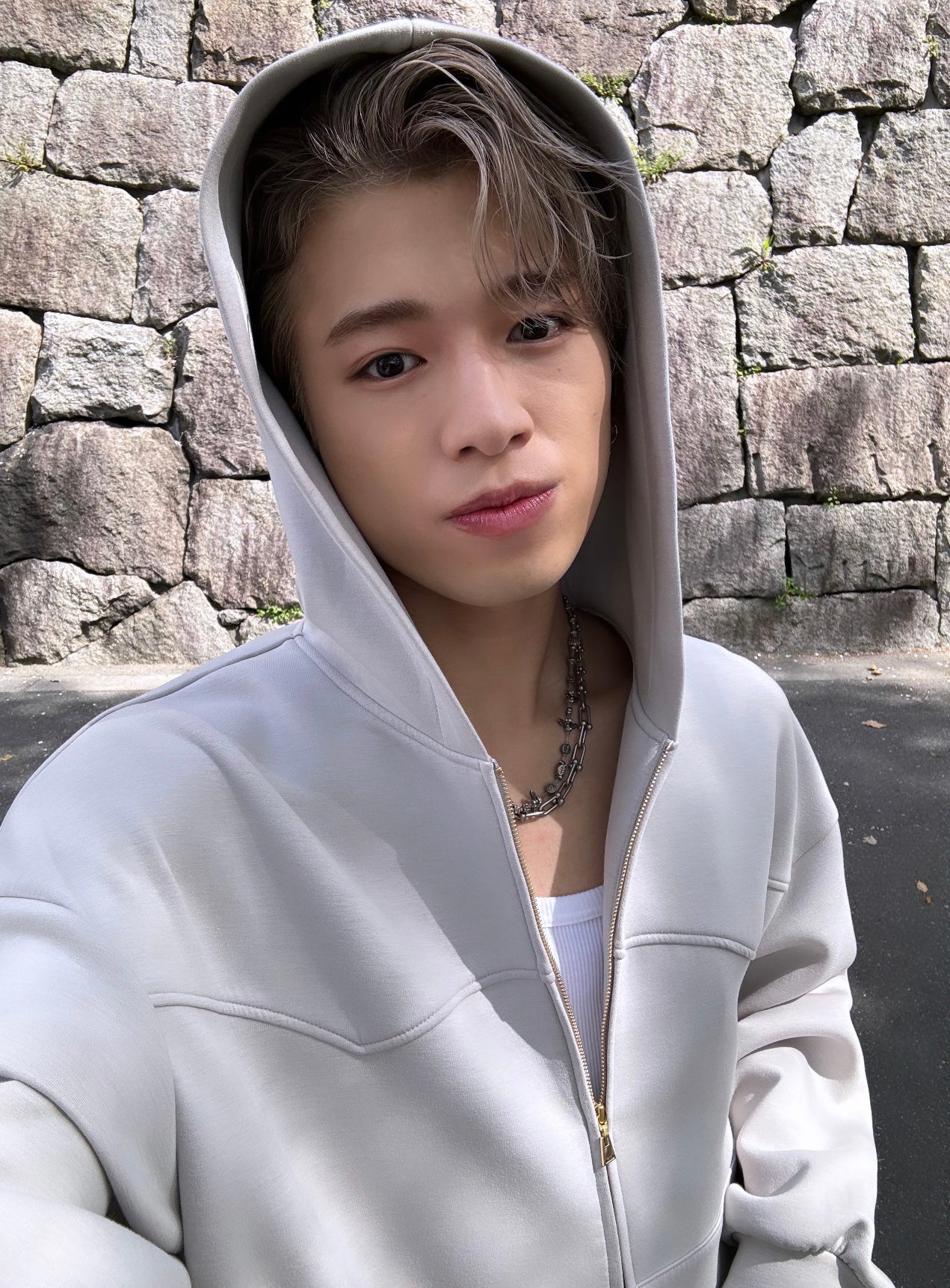 投稿 | CL - LDH所属アーティストの動画・MV視聴サービス