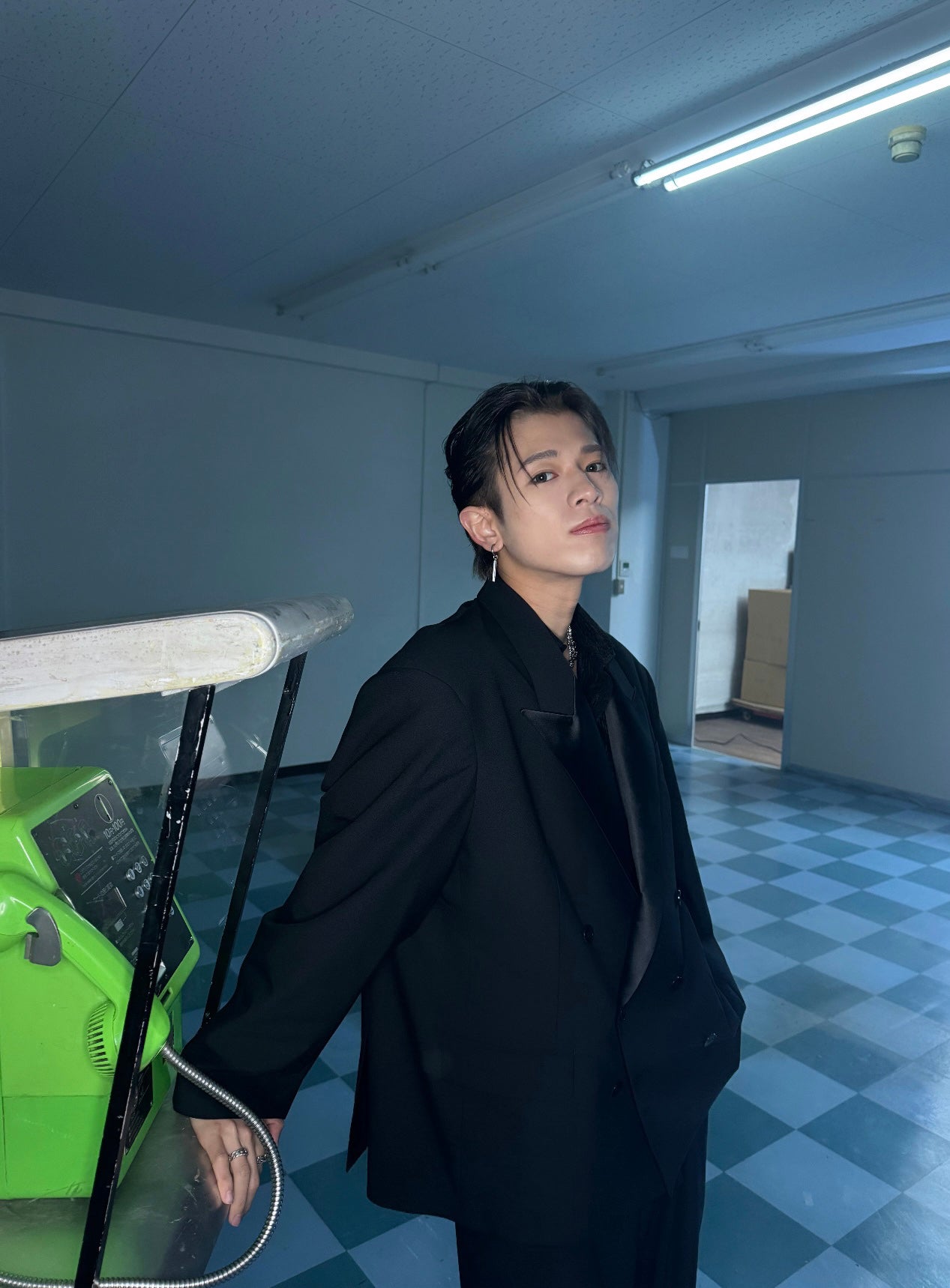 投稿 | CL - LDH所属アーティストの動画・MV視聴サービス